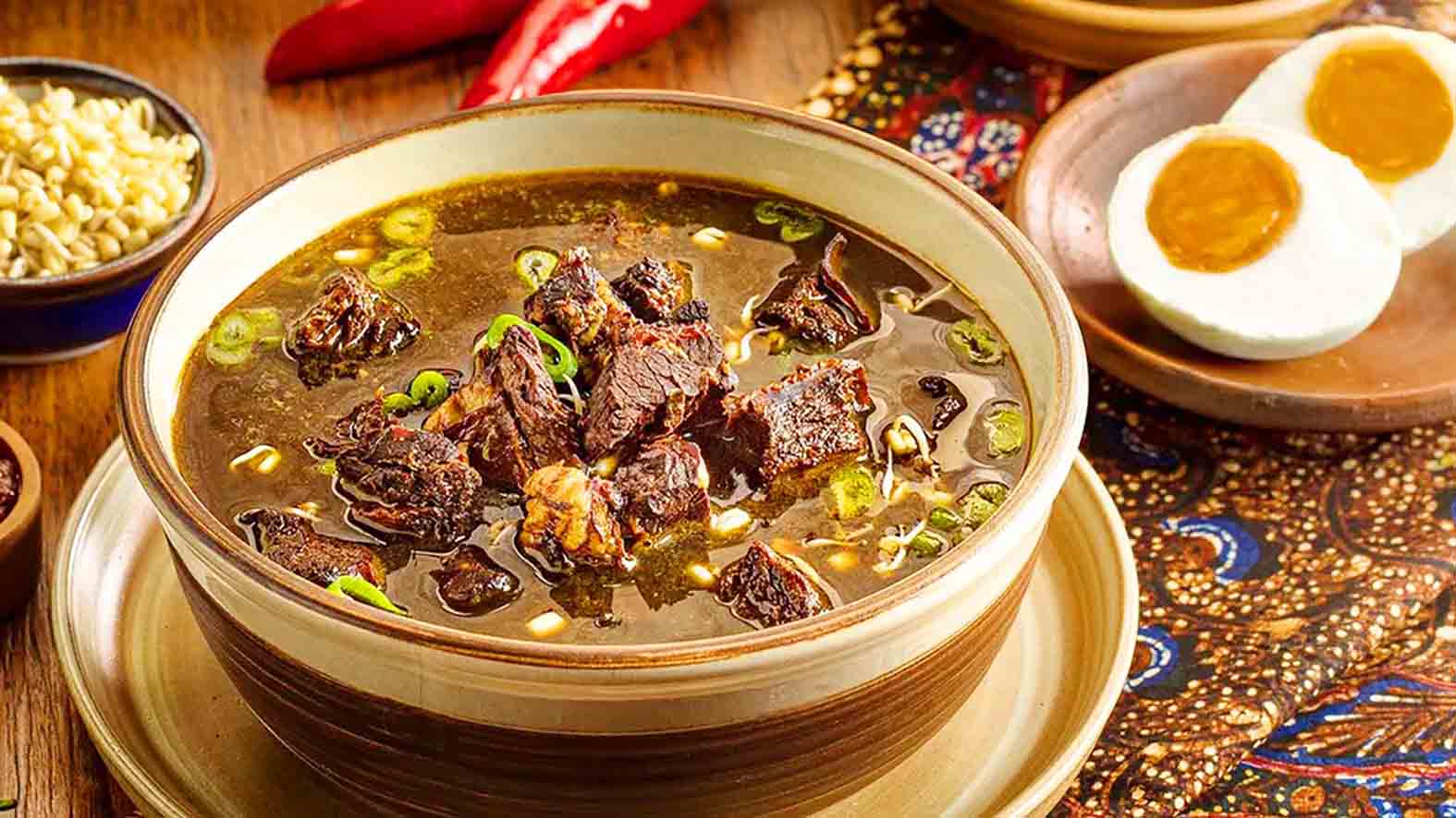 Rawon Sup Hitam Telah Diakui Kelezatannya oleh Dunia dan 10 Kuliner Terbaik