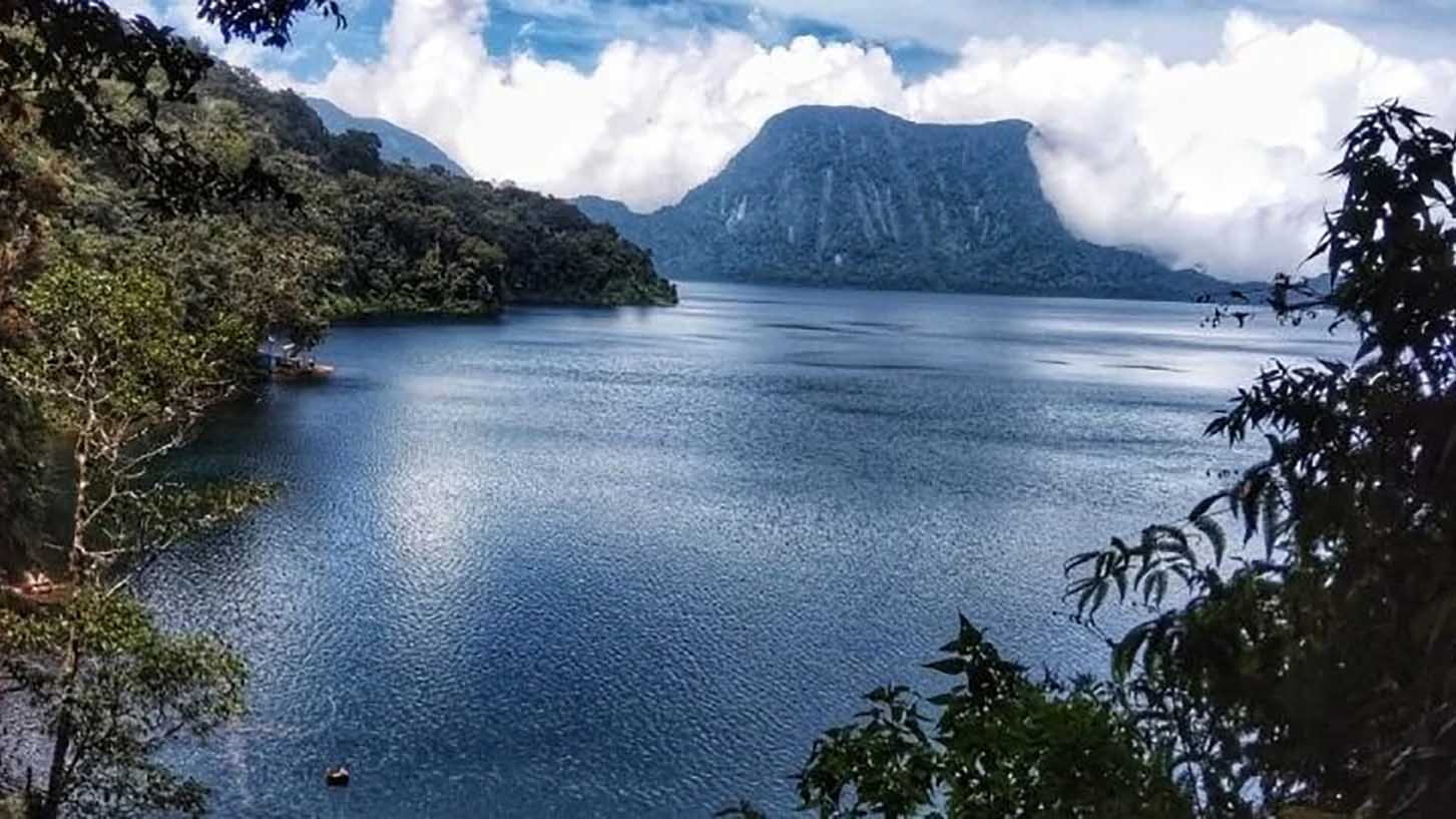 Danau Gunung Tujuh Surga Tersembunyi di Atas Awan Jambi
