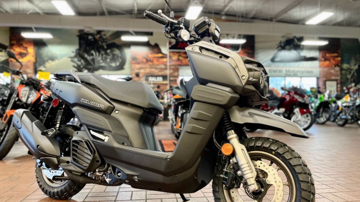 Yamaha Zuma 125 Terbaru Meluncur, Skutik Tangguh Irit BBM Siap ...