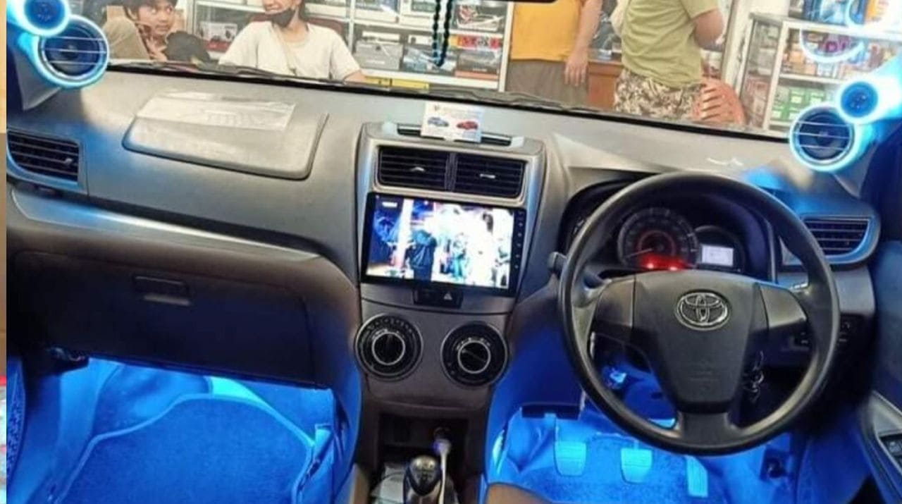 Pasang TV Android di Avanza? Ini Harga dan Fitur Rahasianya yang Bikin ...
