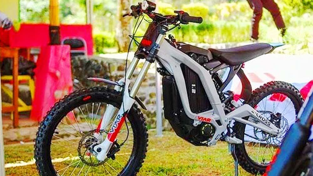 2 Varian Motor Trail Listrik Viar E-Cross Jadi Pilihan Para Rider ...