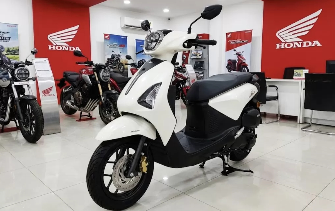 Honda Beat Connected 125 Guncang Pasar Skutik, Desain Retro ...
