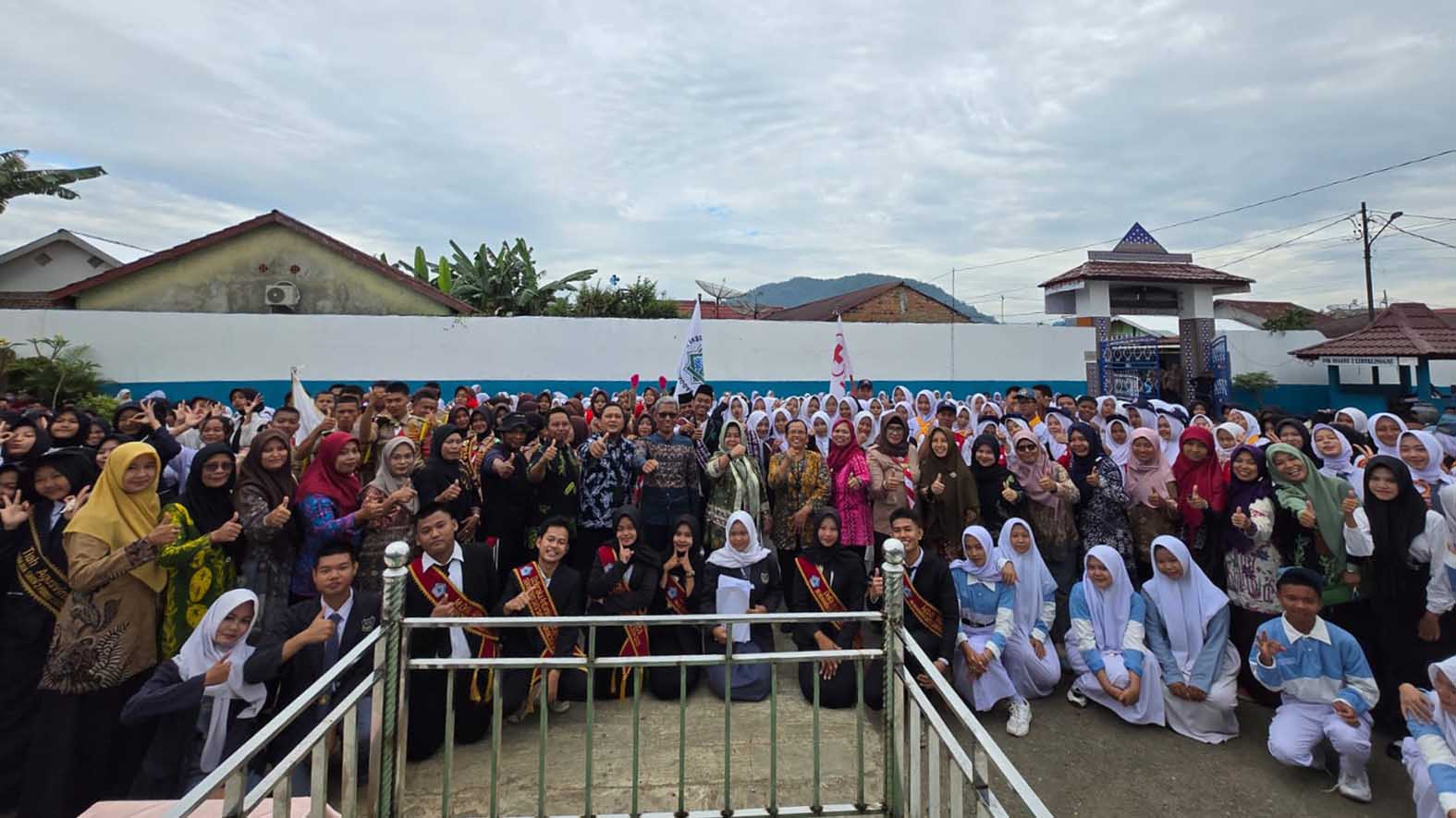 SMK Negeri 2 Lubuk Linggau Bentuk Karakter Siswa Melalui Beragam ...