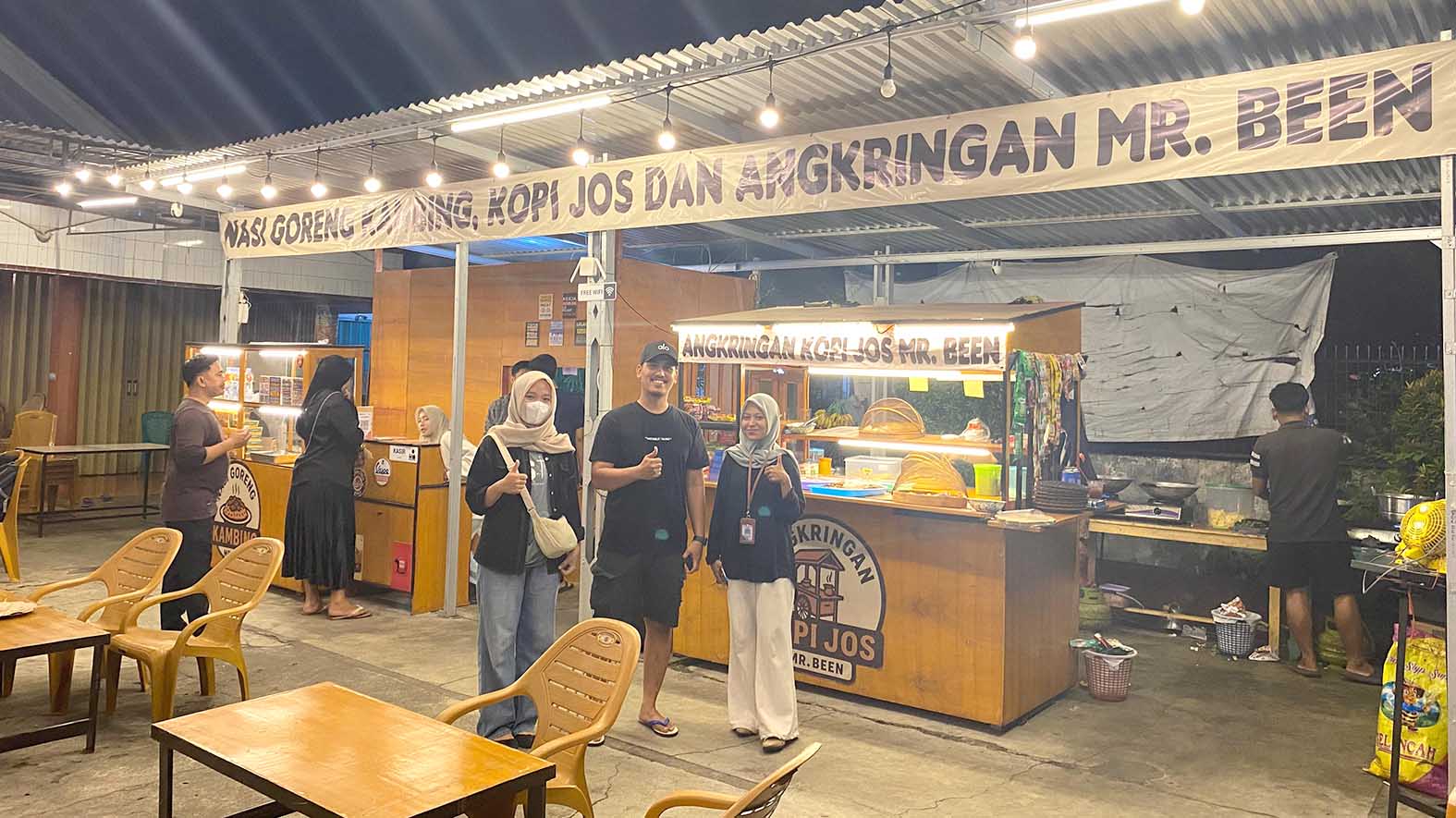 Angkringan Mr Been, Sensasi Nongkrong ala Jogja di Jantung Kota Lubuk ...