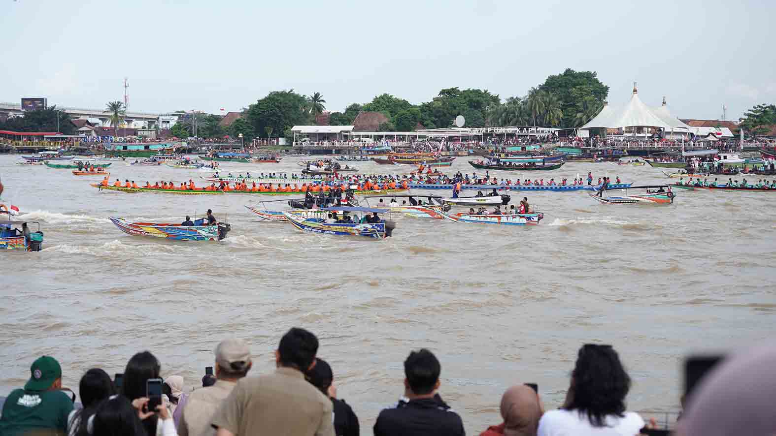 Melihat Antusiasnya Warga Melestarikan Tradisi Khas Kota Palembang ...