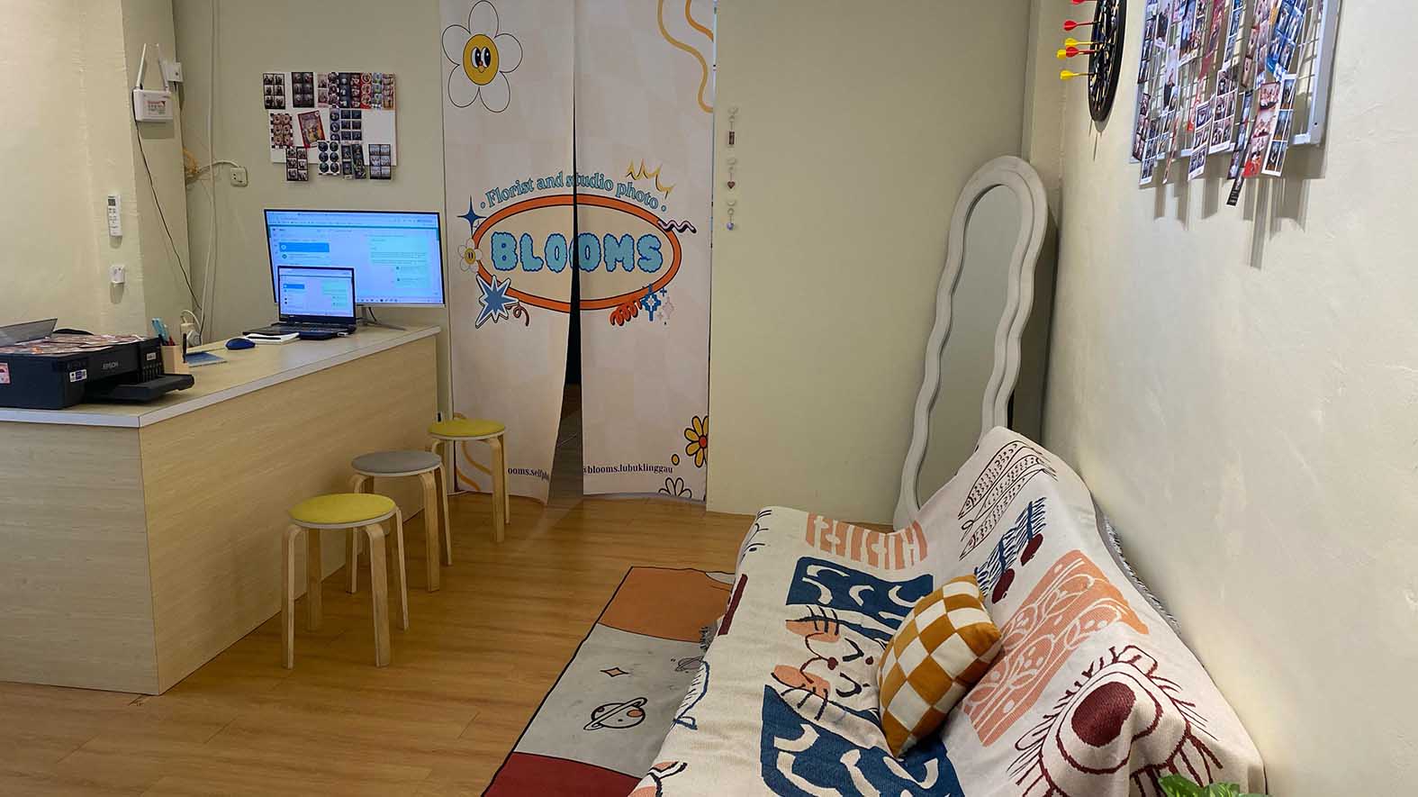 Blooms Self Photo Studio Lubuk Linggau, Foto Lebih Aesthetic dengan ...