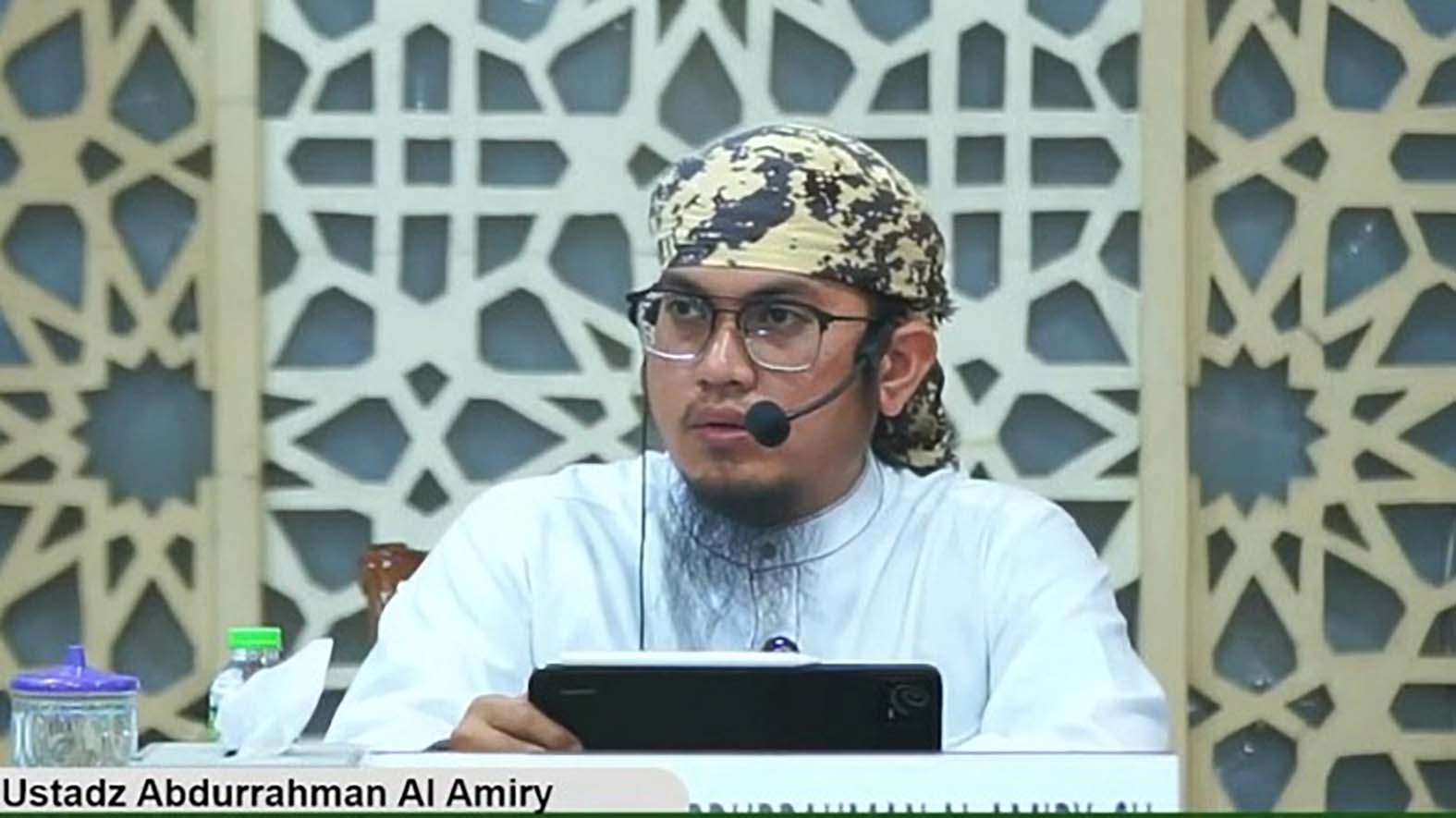 Hadiri Kajian Keluarga Bersama Ustadz Abdurrahman Al-Amiry