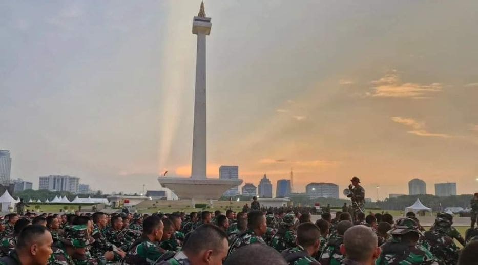 Jadwal Parade Alutsista TNI 2025 di Monas: HUT TNI ke-80 Paling Meriah ...