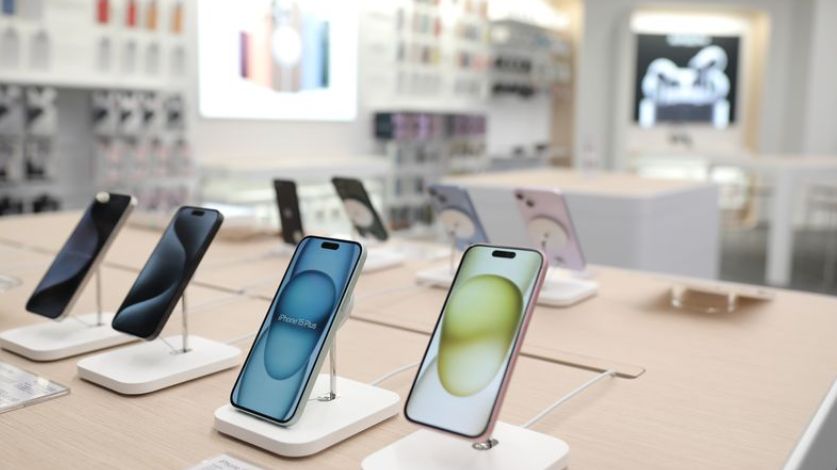 Resmi iBox Indonesia! Update Harga iPhone Akhir 2025, Seri Lawas Lebih ...