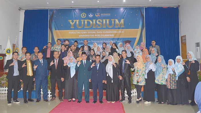 Fakultas Ilmu Sosial dan Humaniora UNPARI Adakan Yudisium ke-4, 413 Mahasiswa Didoakan jadi ...